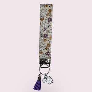 Spooky Cute Ghost Key Fob/flower Ghosts Key Fob/halloween Key - Etsy