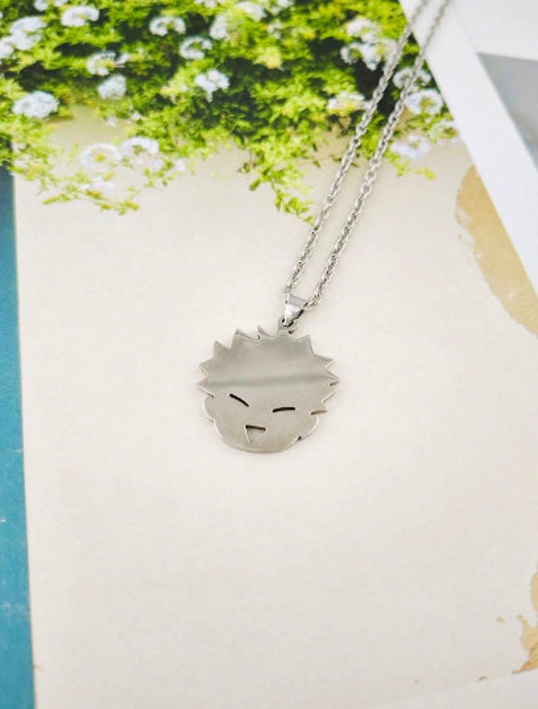 Minimalist Anime & Comic Character Necklace Japanese Ninja Kunai ...