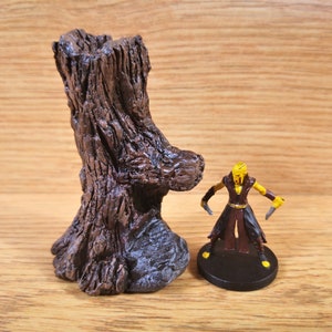 Painted Dnd Tree Stumps | Miniature Tree Trunks | Dungeons and Dragons ...