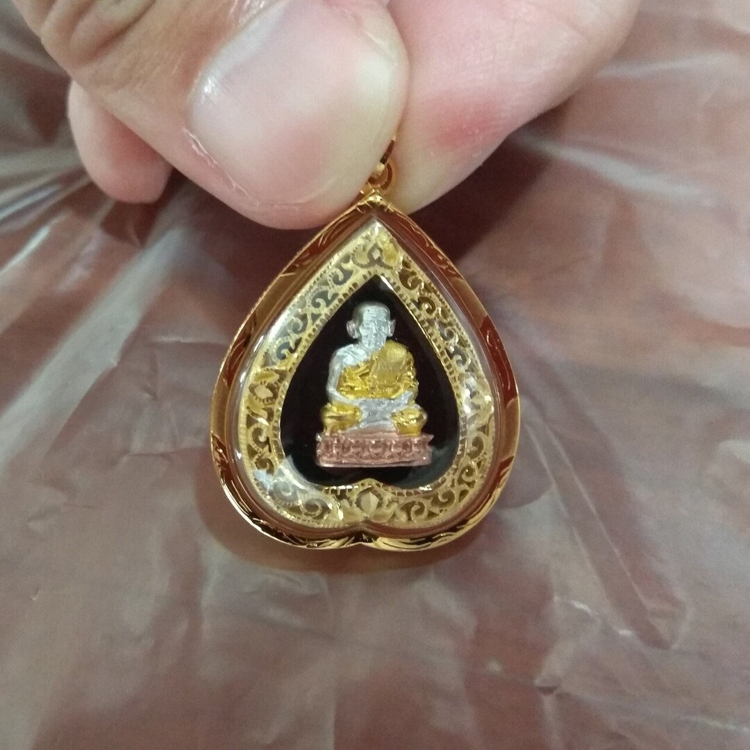 Handmade Real 18K Gold Buddha Monk Pendant for Necklace – LP Thuad ...