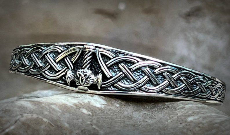 Viking Thor's Hammer Mjolnir Celtic Knot Pattern Cuff - Etsy