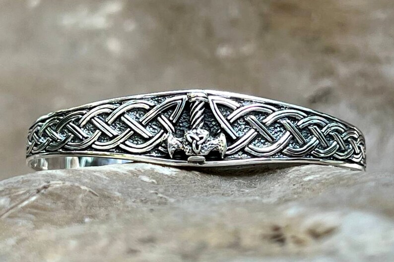 Viking Thor's Hammer Mjolnir Celtic Knot Pattern Cuff - Etsy