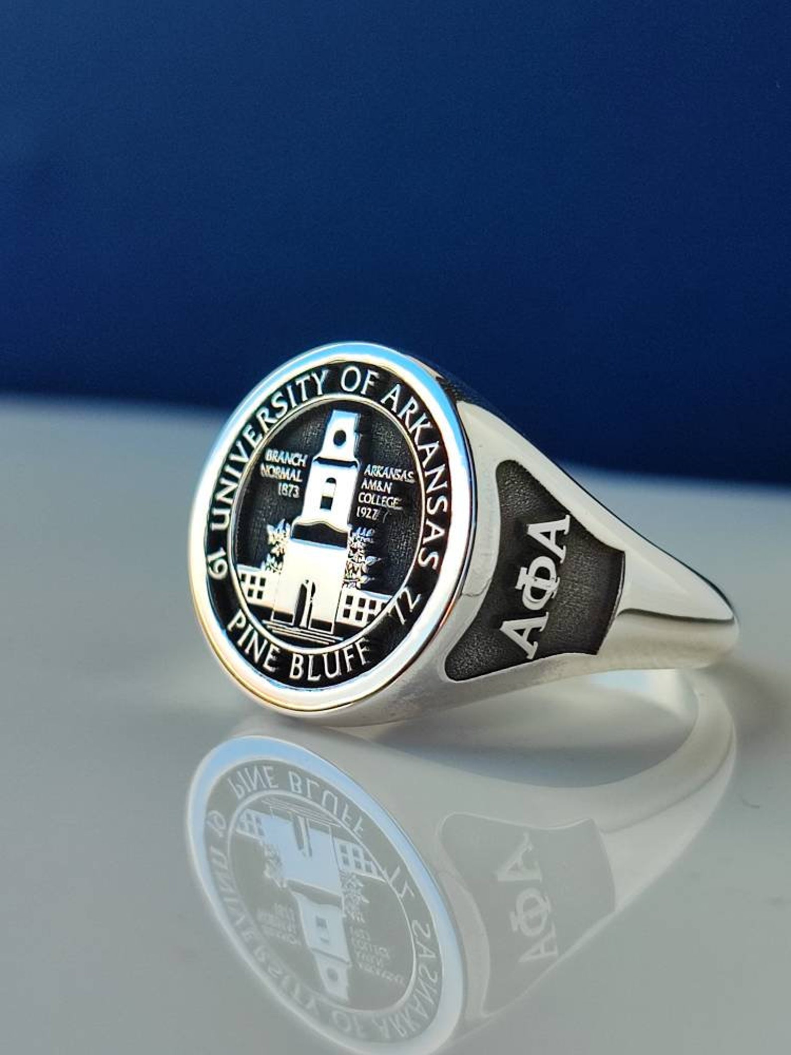 Sterling Silver University Ring, Graduation Gift, Custom Crest - Etsy