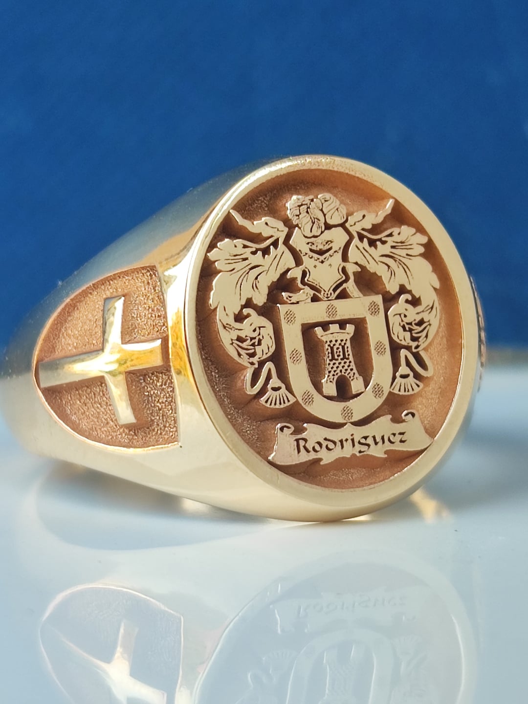 10K Gold, 14K Gold, 18K Gold, Family Crest Coat of Arms Custom Ring for ...