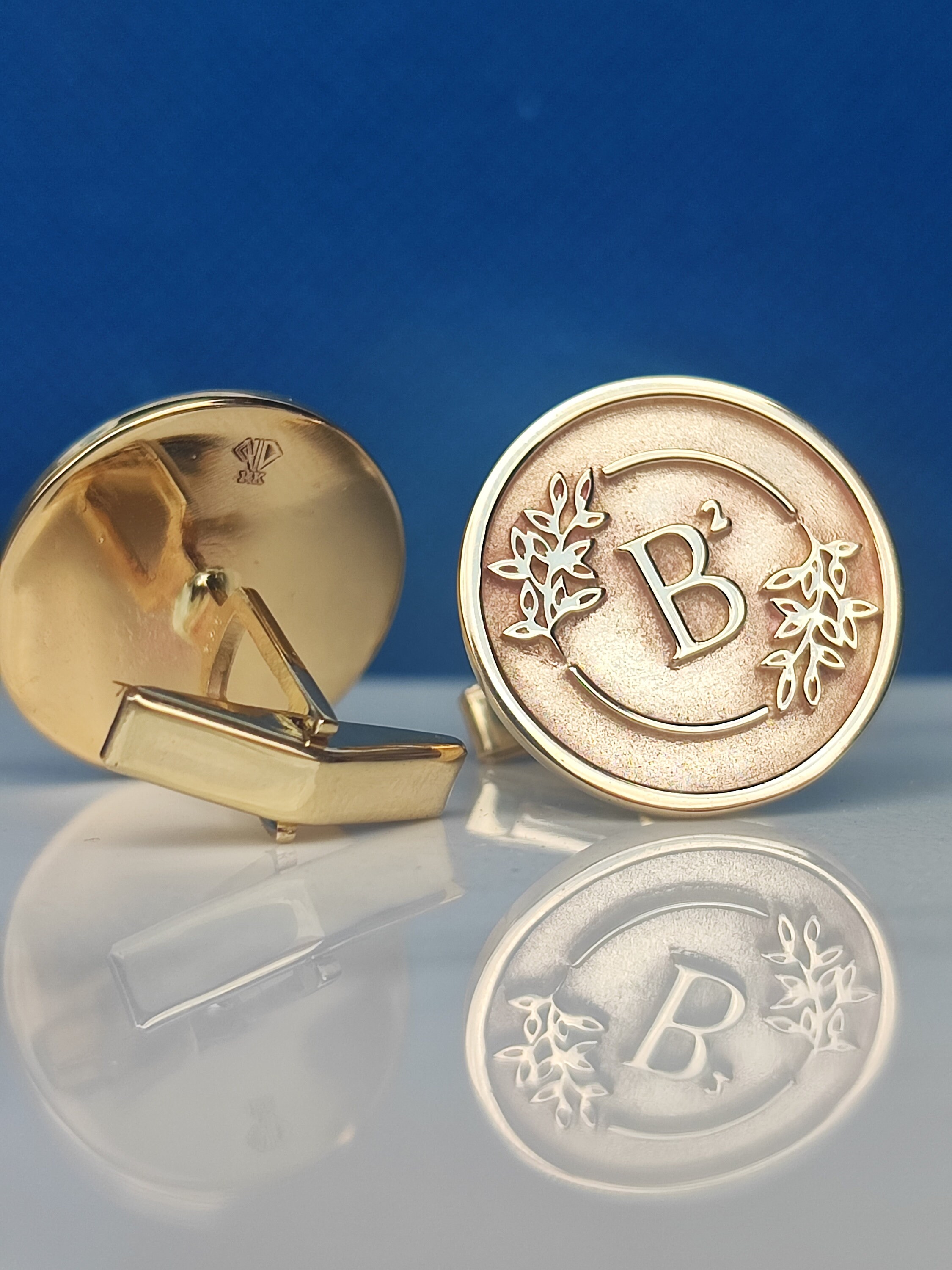 Coat of Arms Cufflinks, Family Crest Cufflinks, Custom Signet Cufllinks ...