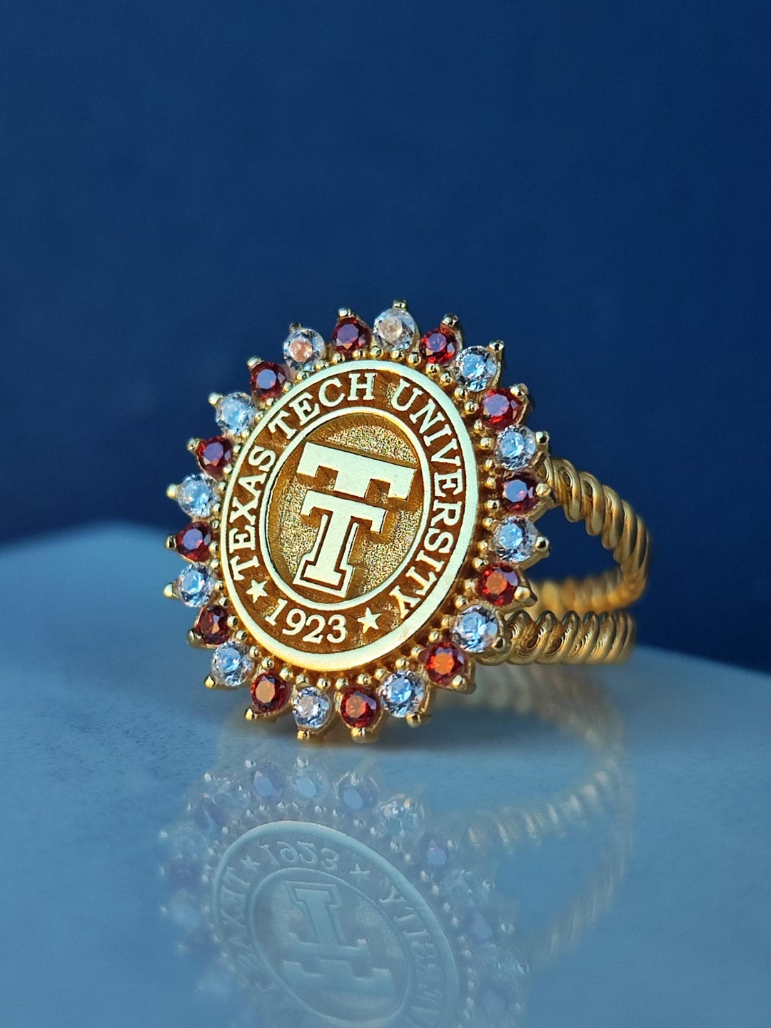 Custom Women's University Ring - Personalized Gemstone Class Ring in ...