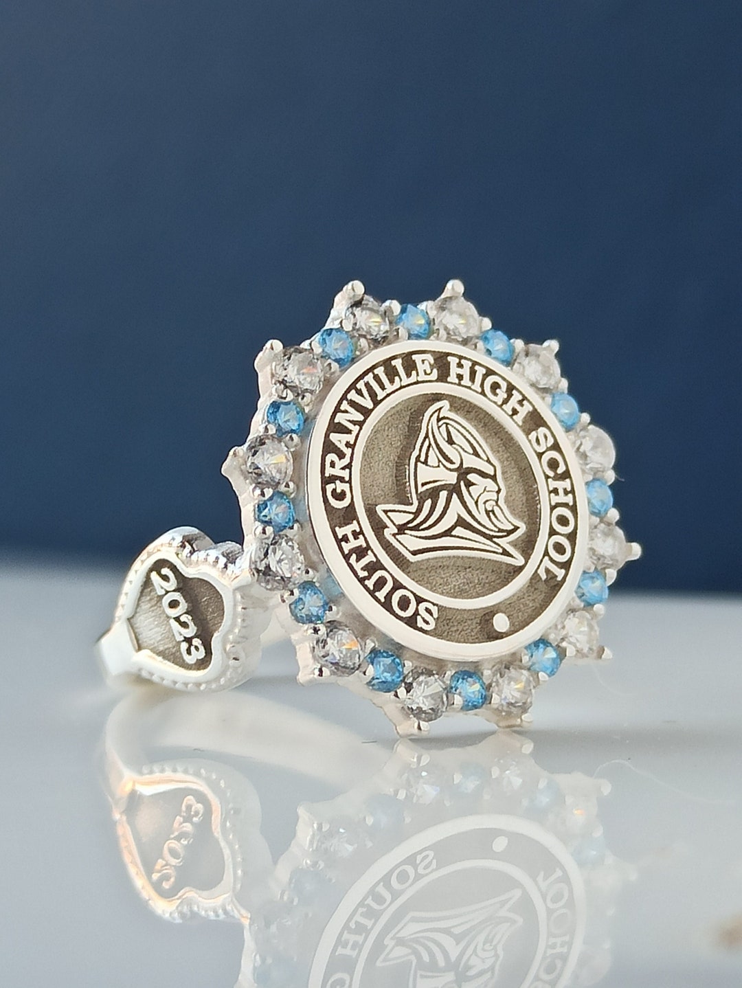 Solid Gold College Class Rings, Women's Class Ring, Gold Graduation ...