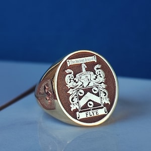 14K Solid Gold Crest Ring , Coat of Arms Ring , Crest Ring , Family ...