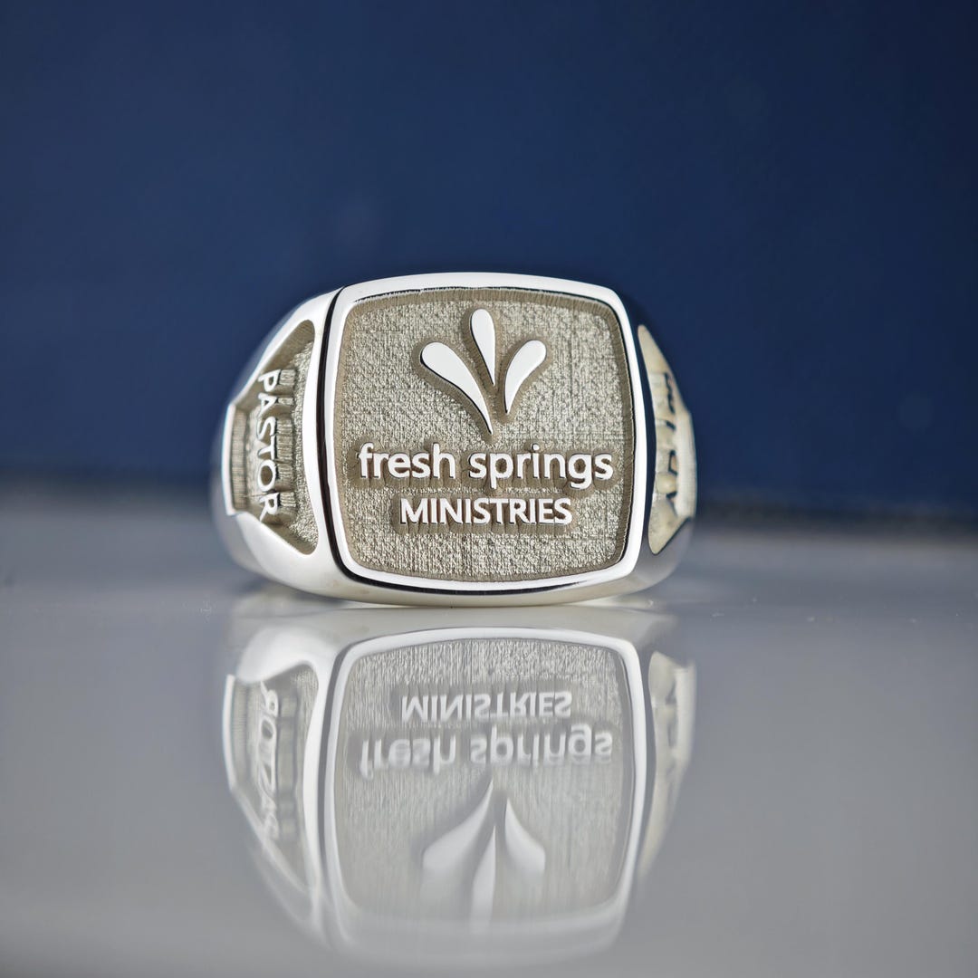 Customizable Silver and Gold Rings for Companies, Signet Rings, Crest ...