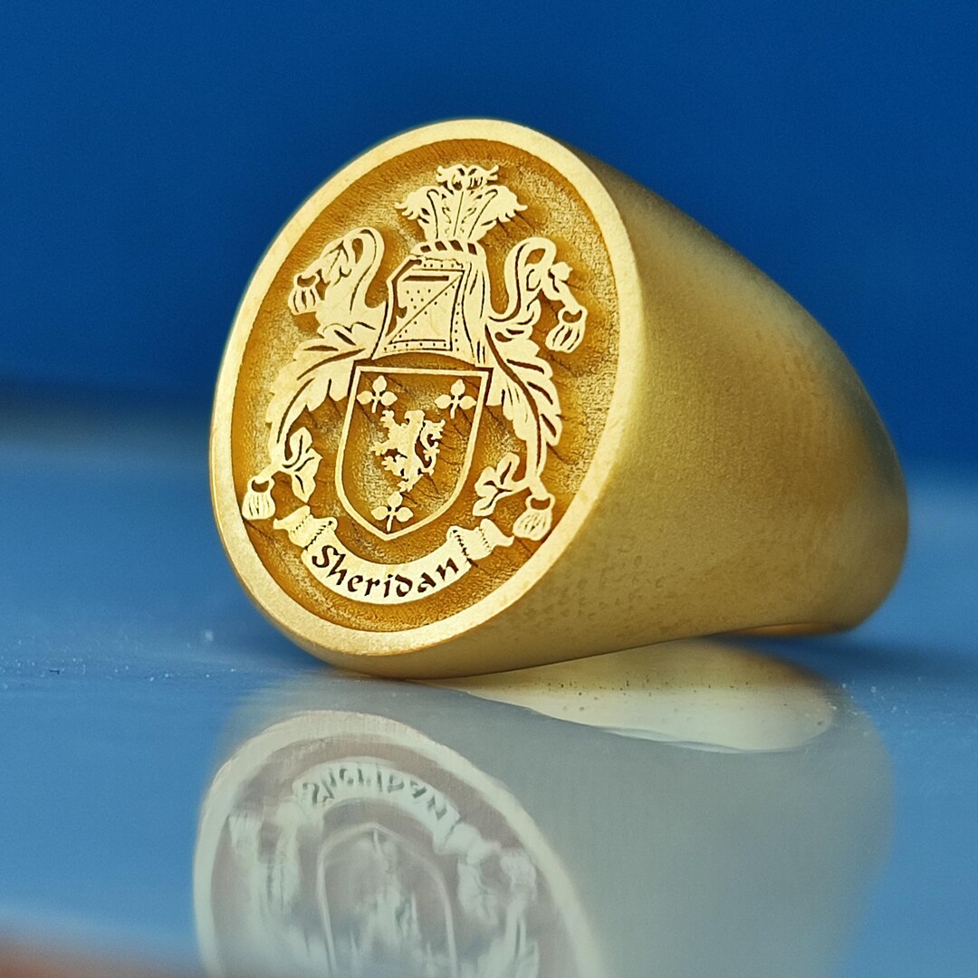 Personalized Crest Ring - Custom Family Crest or Heraldic Design ...