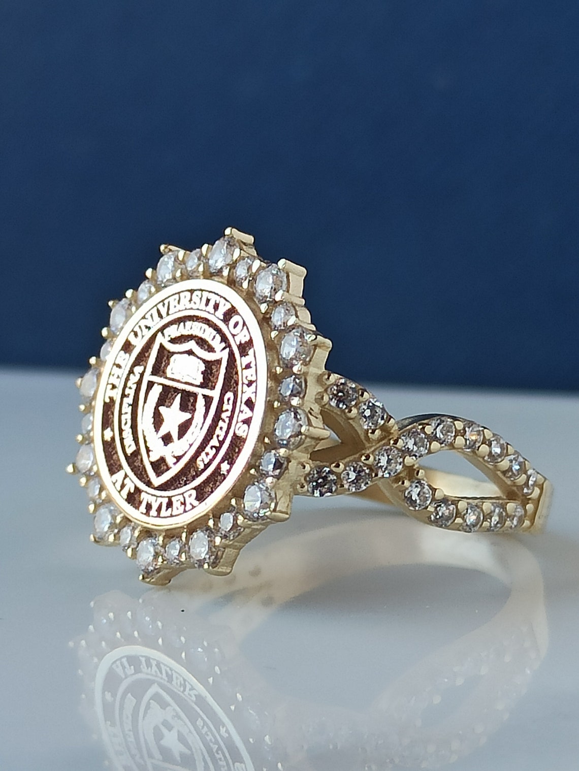 Personalized Gold Graduation Ring, University Crest, Handmade - Etsy