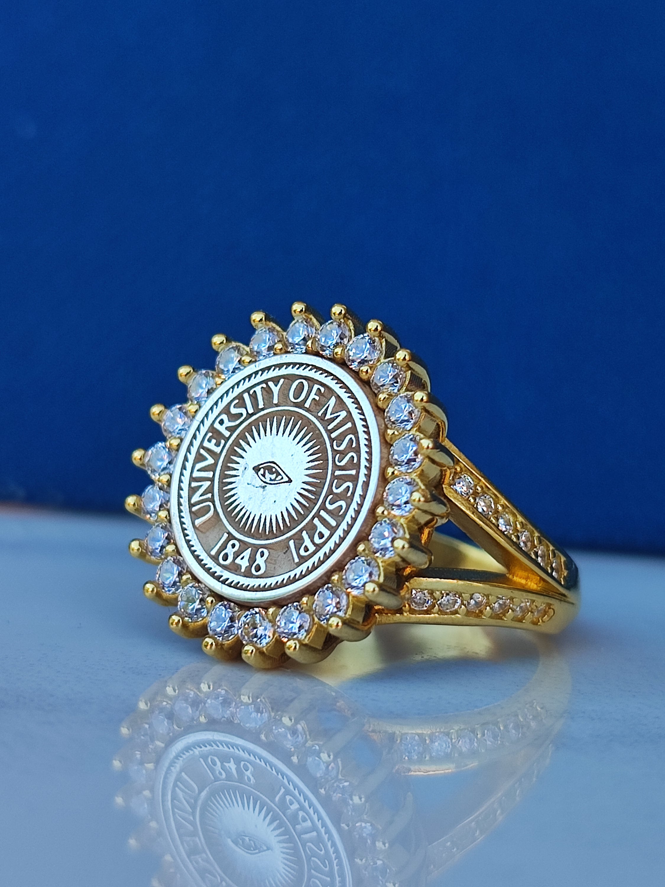 10K Gold Women’s University Graduation Ring, Personalized Gemstone ...