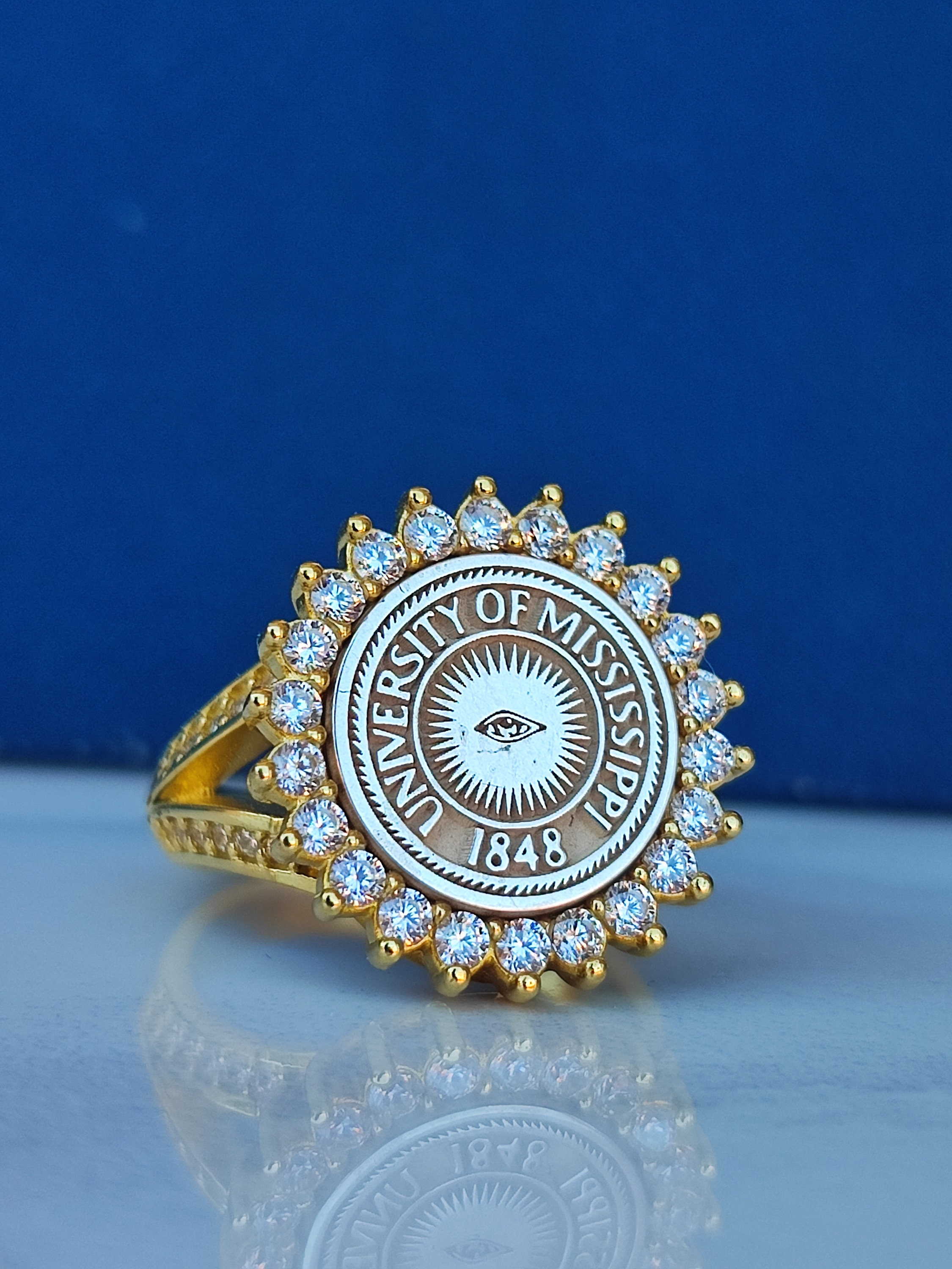 10K Gold Women’s University Graduation Ring – Personalized College ...