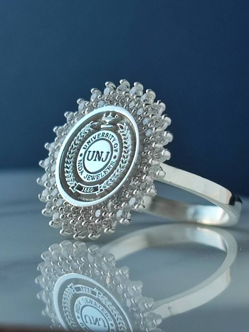 10K Gold University Graduation Ring for Women, Customizable Gemstone ...