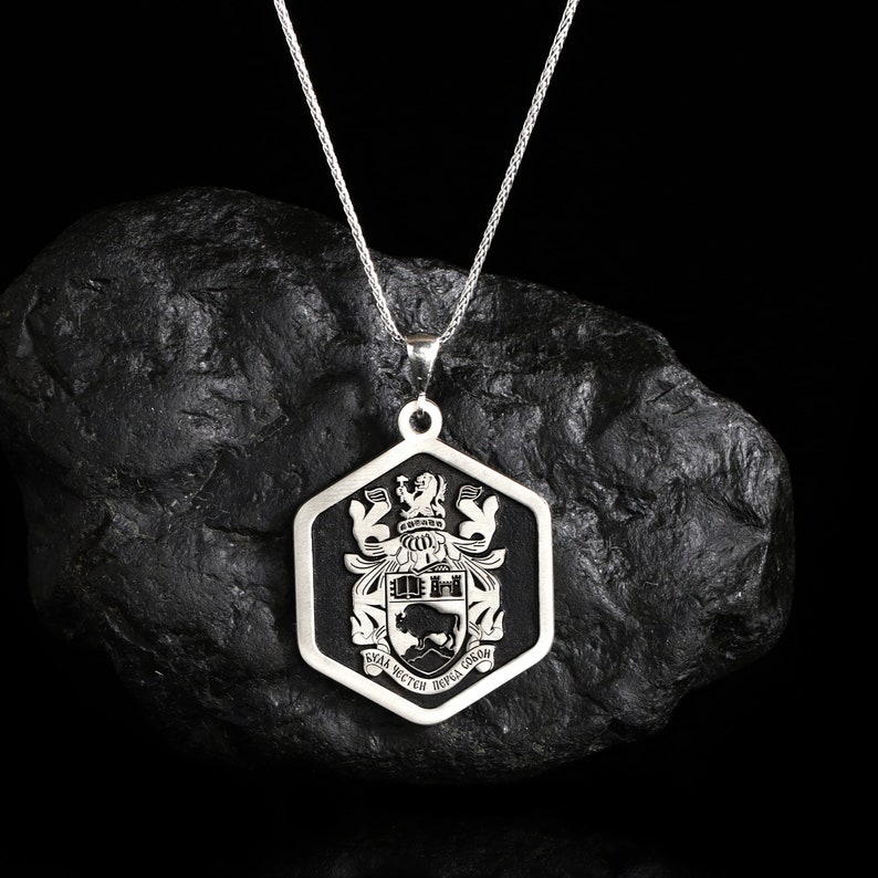 Coat of Arms Necklace, Family Crest Necklace, Custom Signet Pendant ...