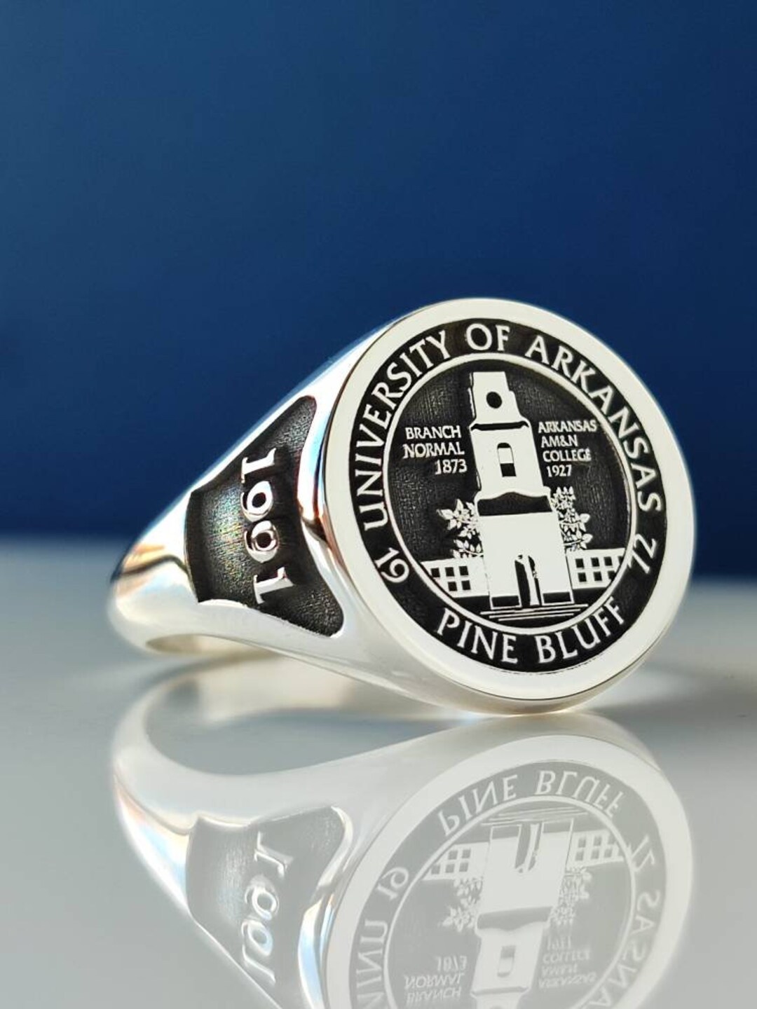 Sterling Silver University Ring, Graduation Gift, Custom Crest - Etsy