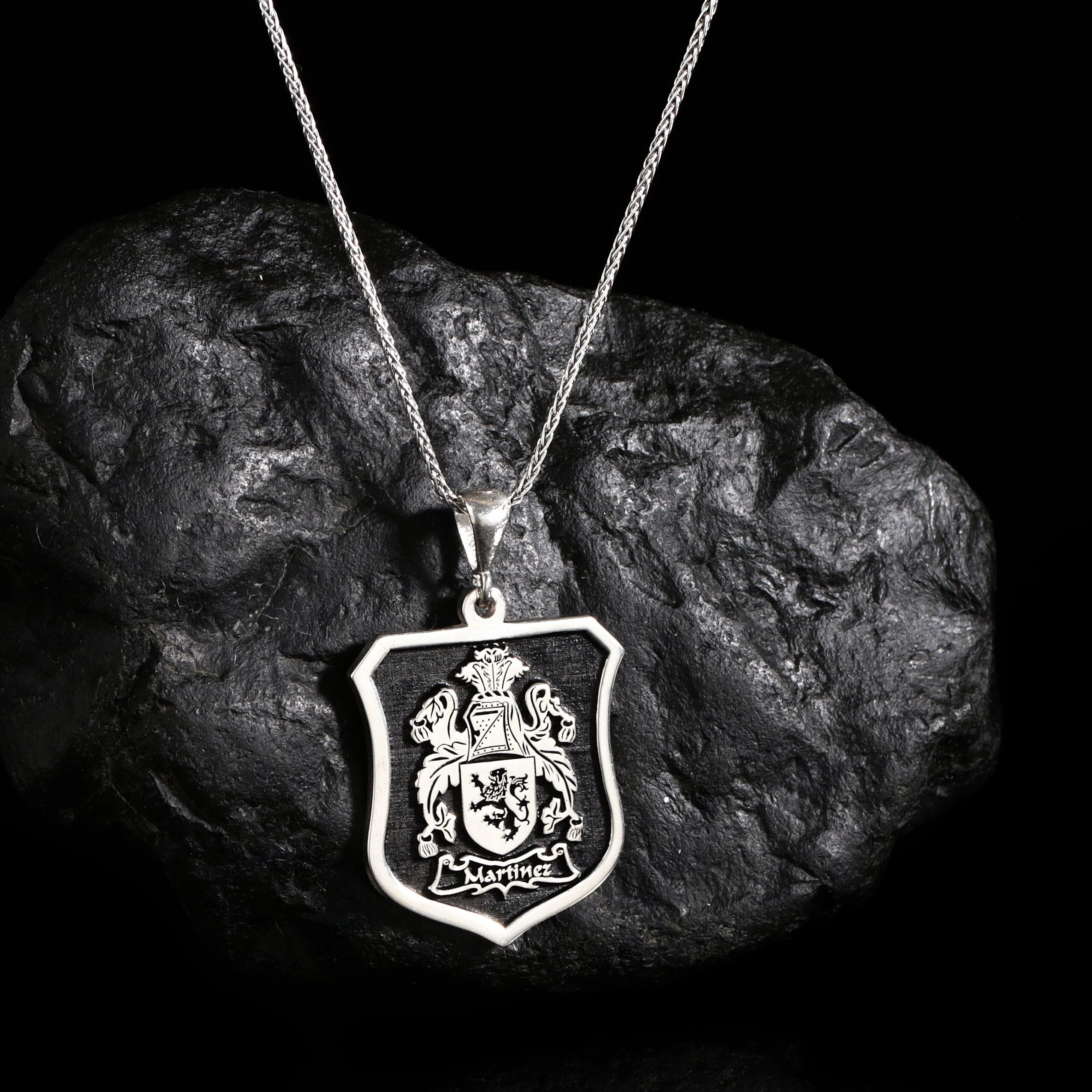 Family Crest Pendant, Gift for Her, Family Crest Necklace, Coat of Arms ...