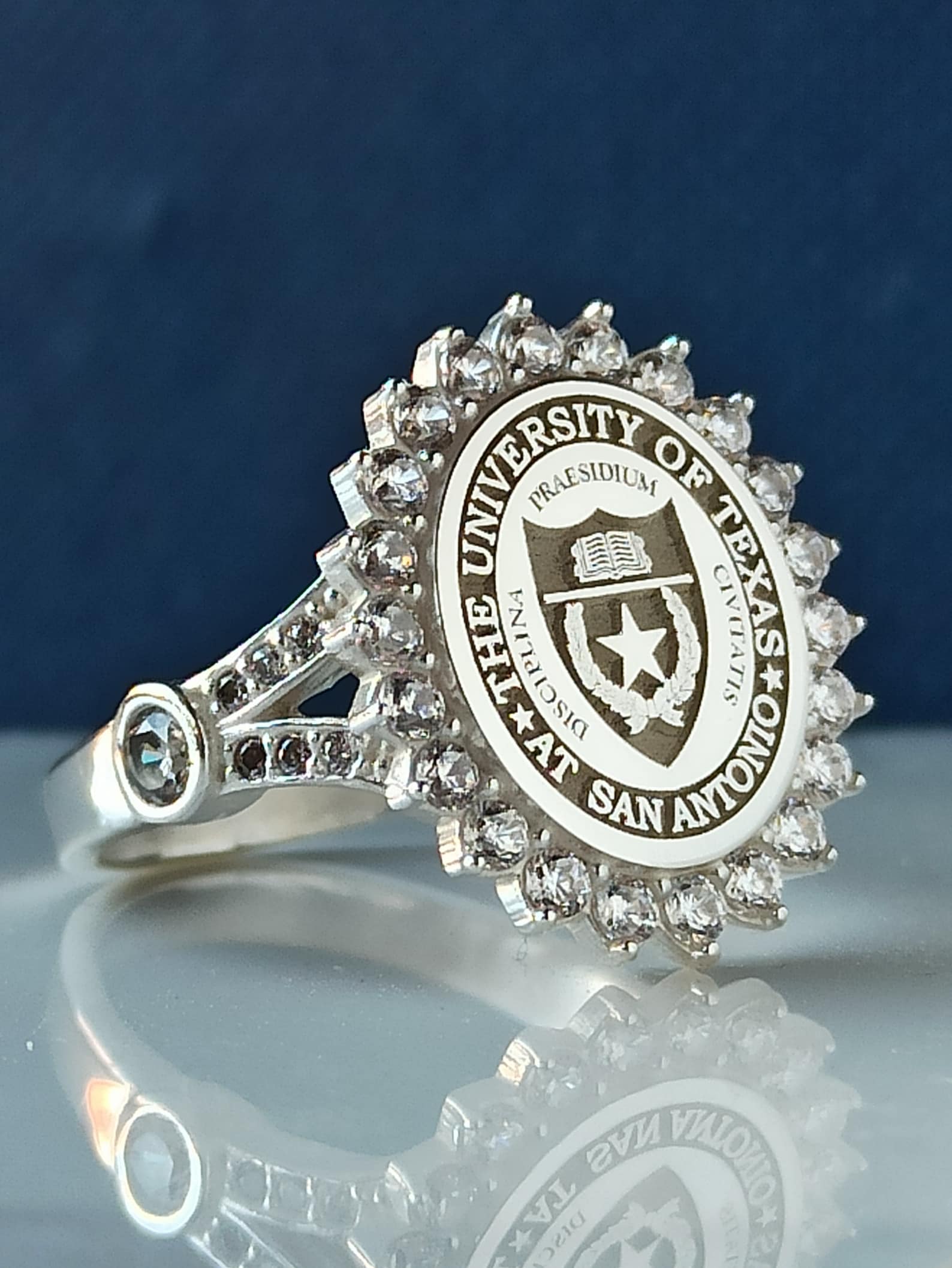 College Ring, University Ring , Graduation Gift , Graduation Ring ...