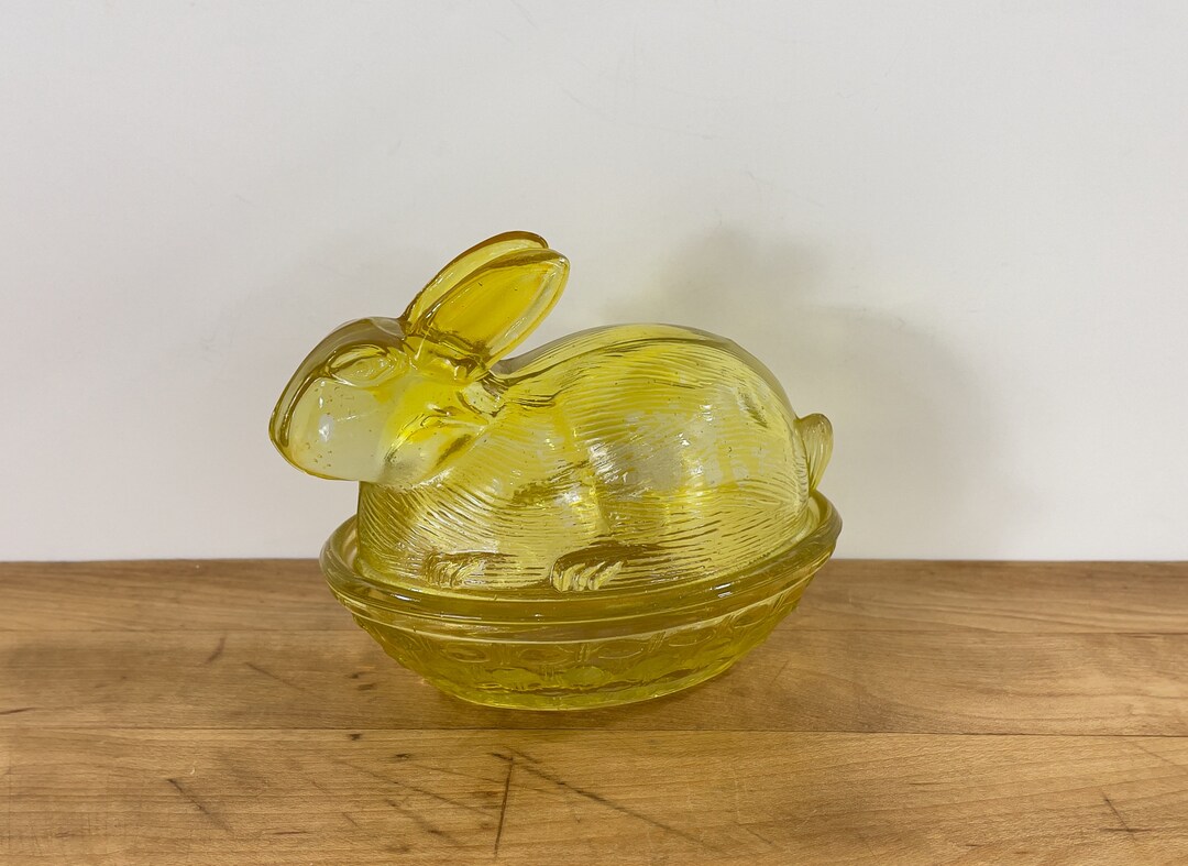 Yellow Glass Bunny/rabbit Covered Dish Rabbit on a Nest Small Candy ...