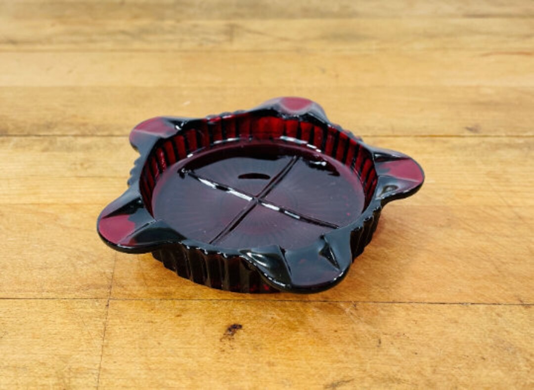 Royal Ruby Queen Mary Ashtray by Anchor Hocking, Red Colored Glass 4 ...