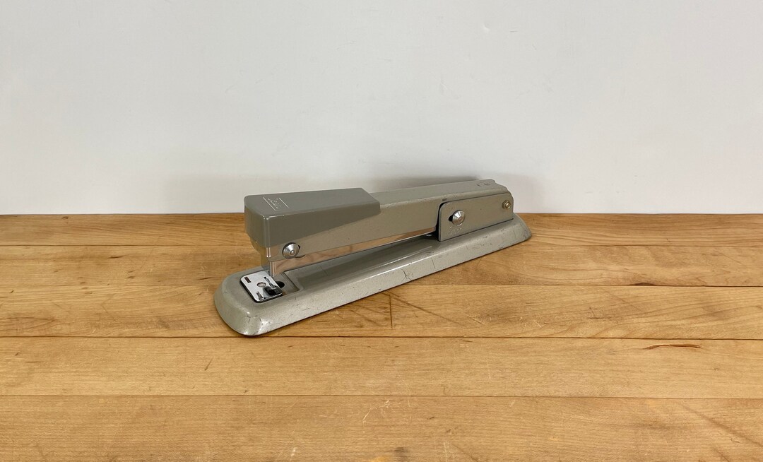 Grey Office / Desk Stapler by Sears, Working Metal and Plastic Stapler ...