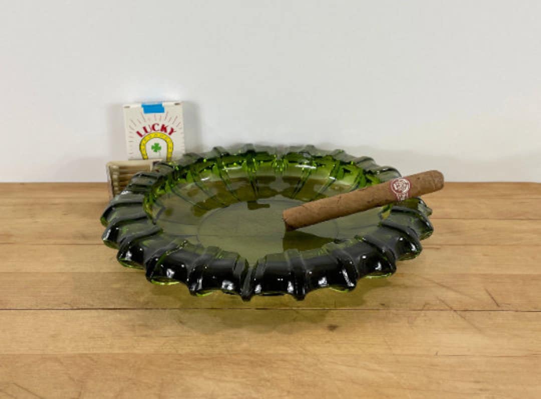 Green Glass Ashtray Large 10 Green Ashtray - Etsy