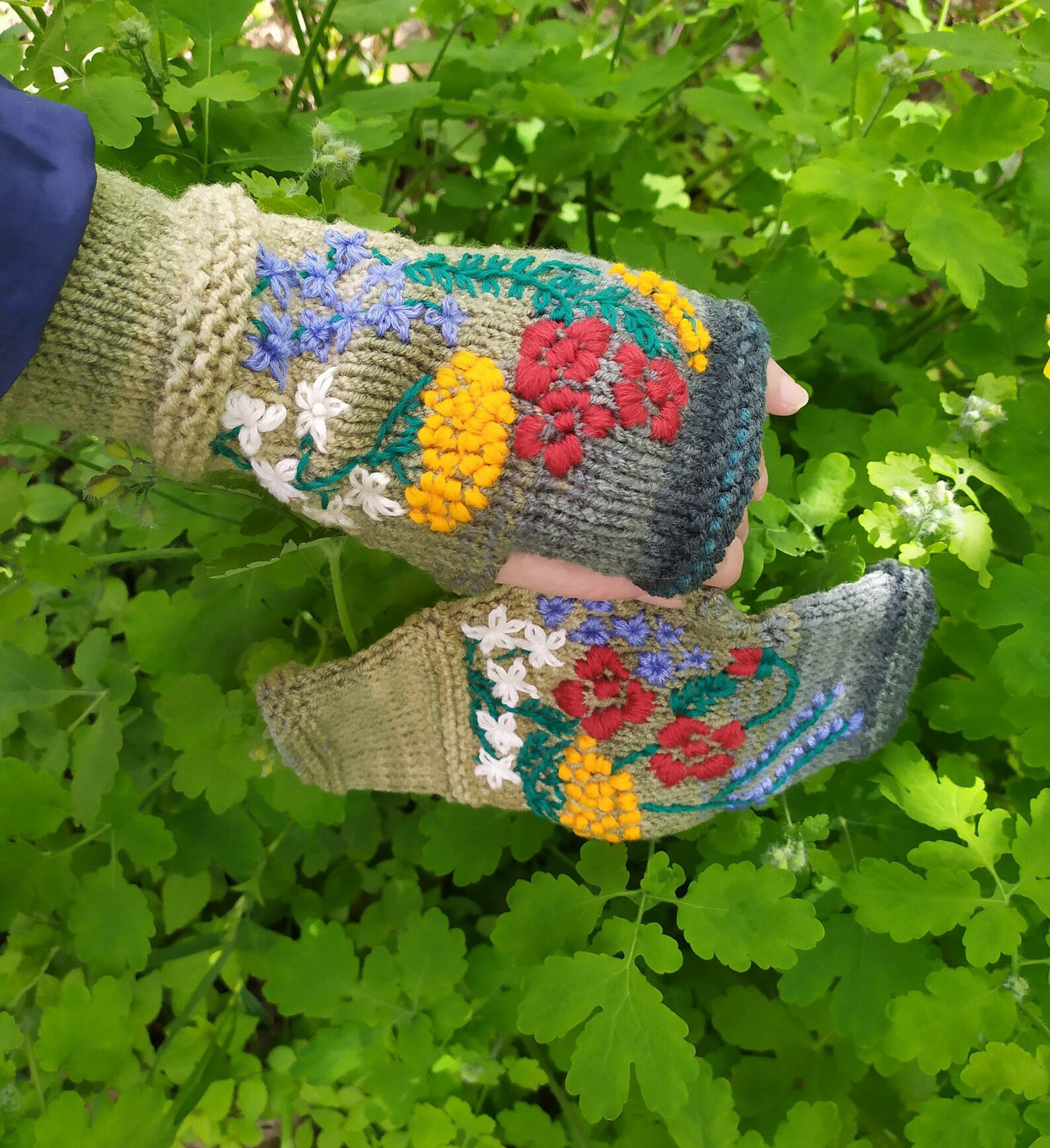 Embroidered Fingerless Mittens, Fingerless Embroidered Flower Gloves ...
