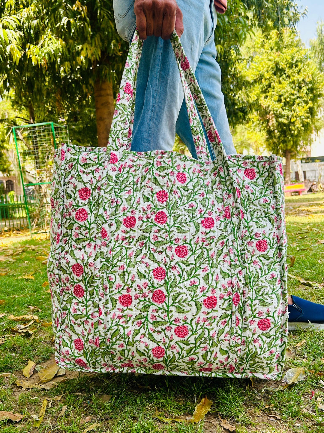 Floral Quilted Tote Bag | | Large Capacity Weekend Tote Bag | Overnight ...