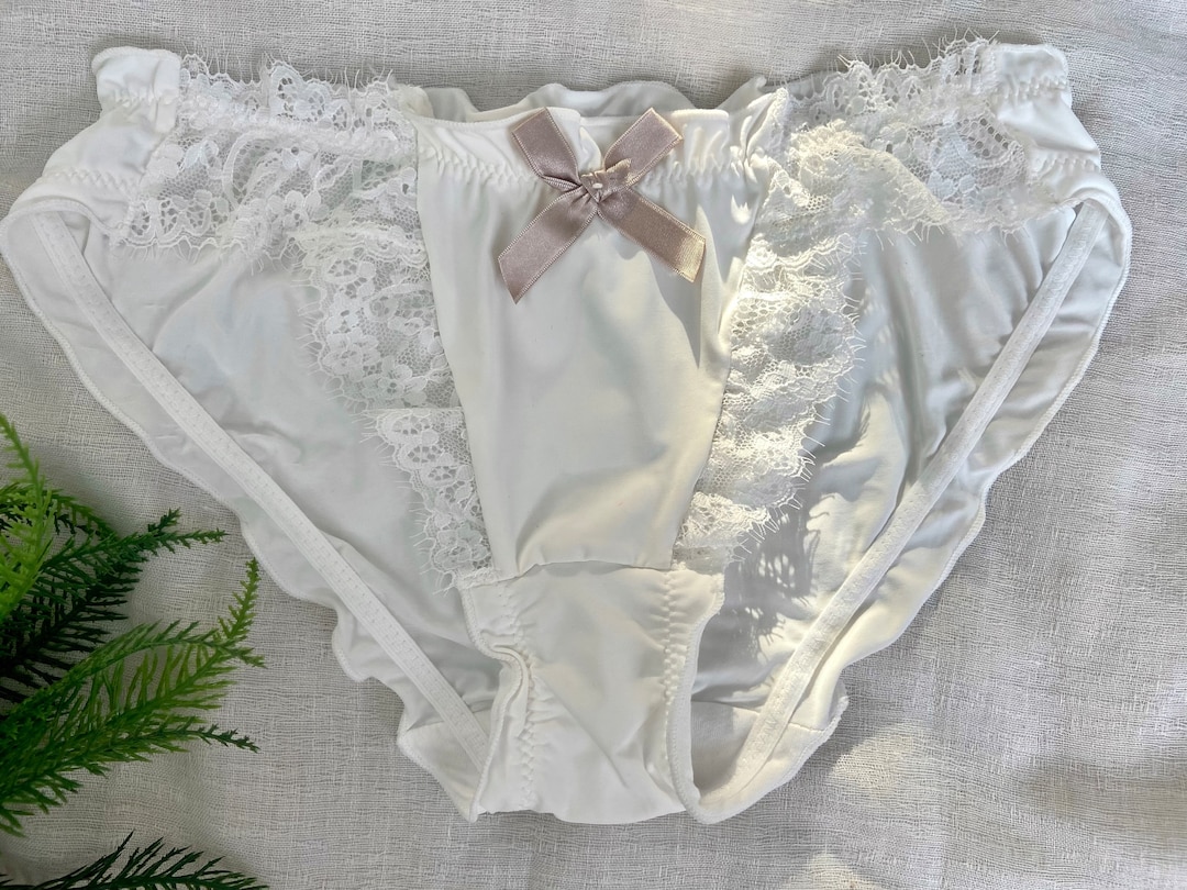 M4 | Vintage Milk Fiber Lace Frilly Rim Panty Silky Soft Flutter Ruffle ...