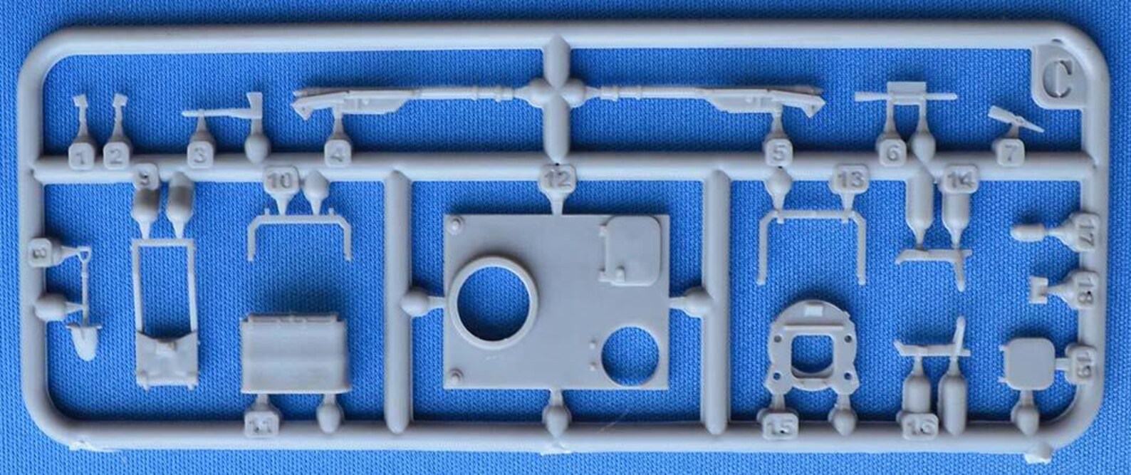 ACE 72423 VB2L Mistral AA Version 1/72 Plastic Model Kit - Etsy