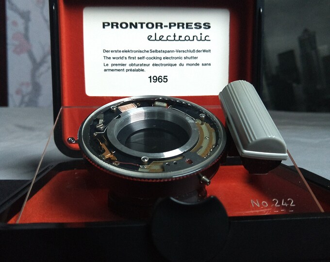 Prontor Press Electric Shutter-excellent Condition - Etsy