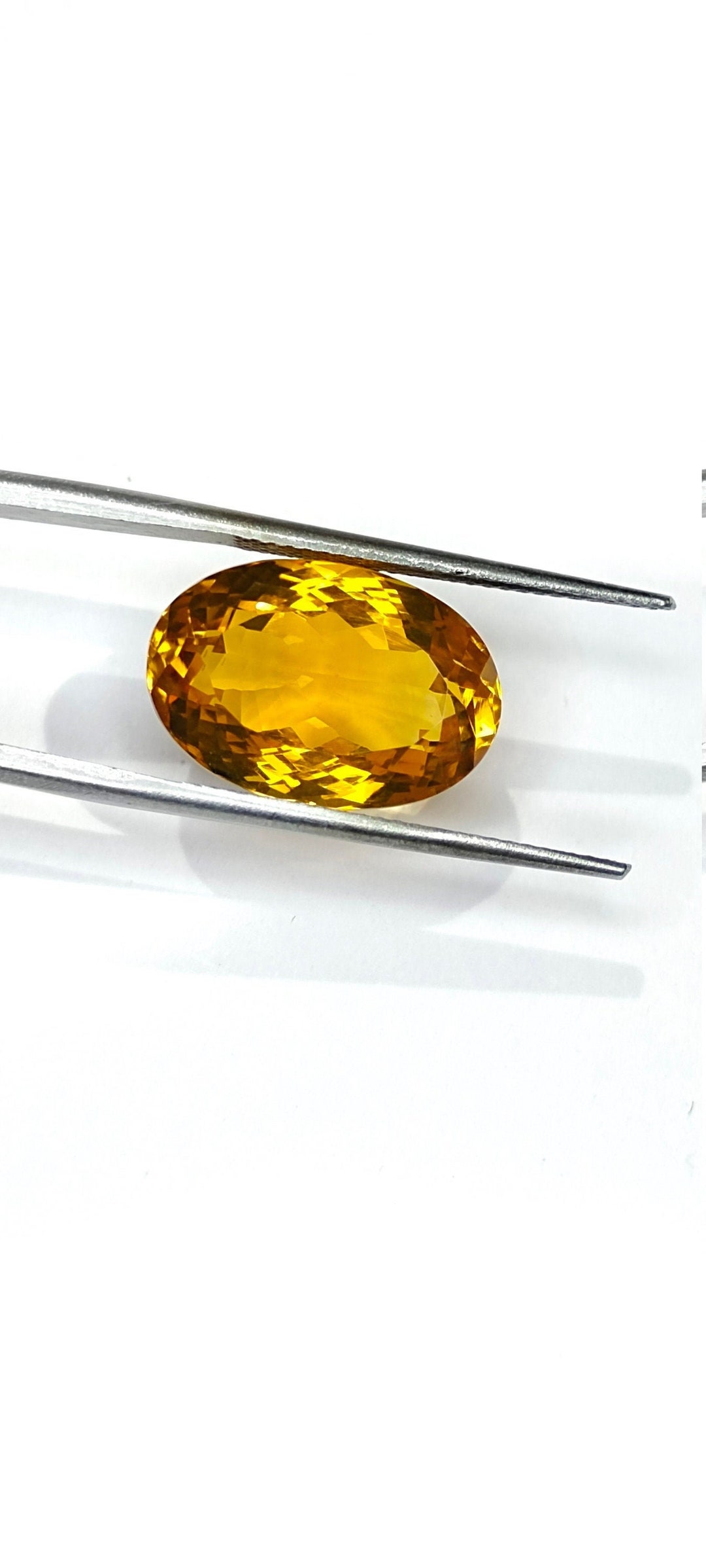 Unabhängigkeitstag Verkauf, 10,10 ct natürlicher Citrin, ovale Form ...