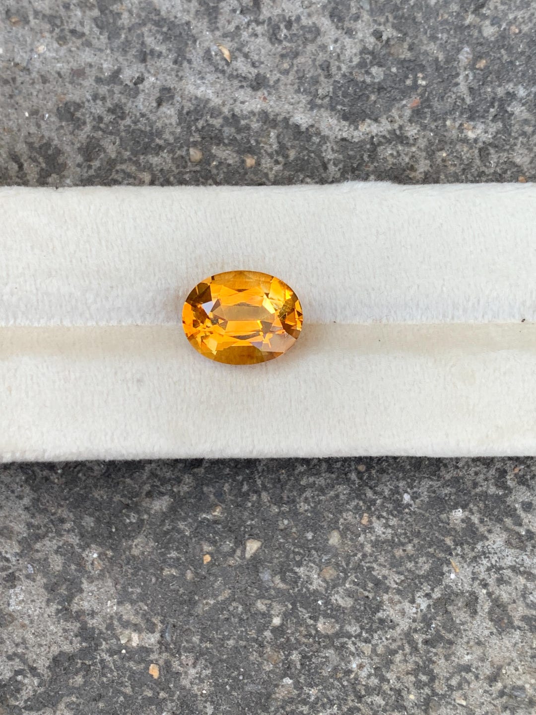 8.30 Cts Natural Madeira Citrine 15x12x9mm AAA Quality Oval Shape ...