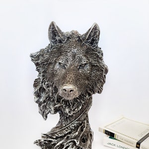Vintage-style Grey Wolf Head Sculpture Artistic Tabletop Decor - Etsy