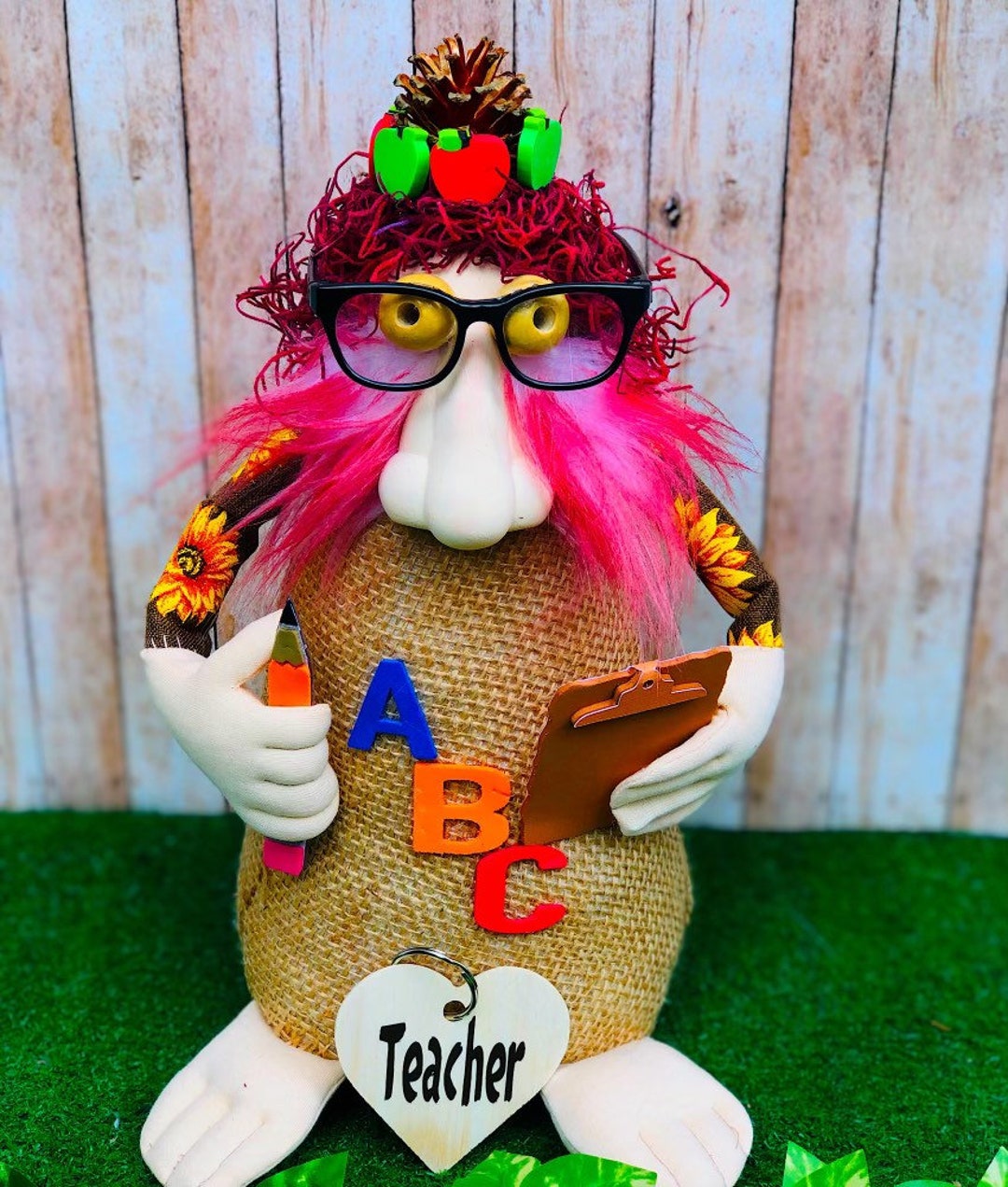Woodland Troll "teacher”is a Female Woodland Troll, Teacher Carries Her ...