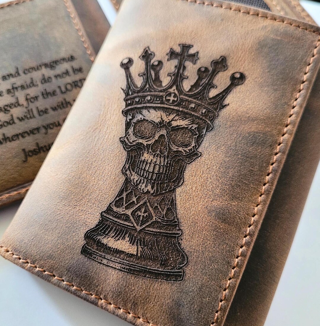 Chess King Player Skull Trifold Men Wallet, Engraved Men Vintage Rustic ...