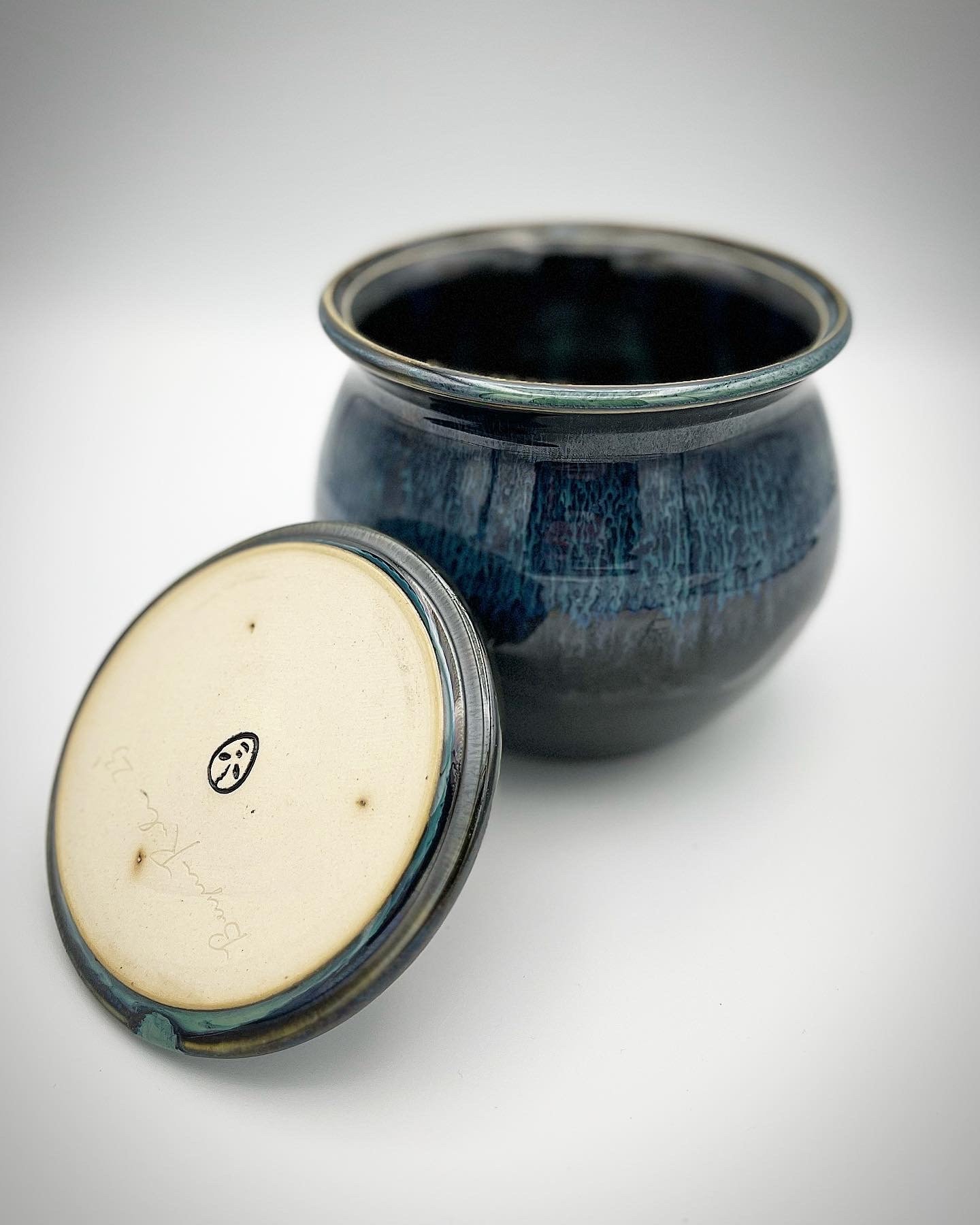 Ceramic Handmade Lidded Jar Glazed W/ Obsidian & Seaweed - Etsy