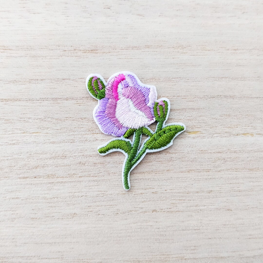 Soft Purple Pansy Flower Iron on Patch, Embroidery Patch, Cute Kawaii ...