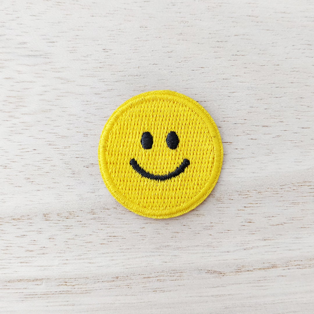 Yellow Smiley Face Patch, Embroidery Patch, Cute Kawaii Patch, Sew on ...
