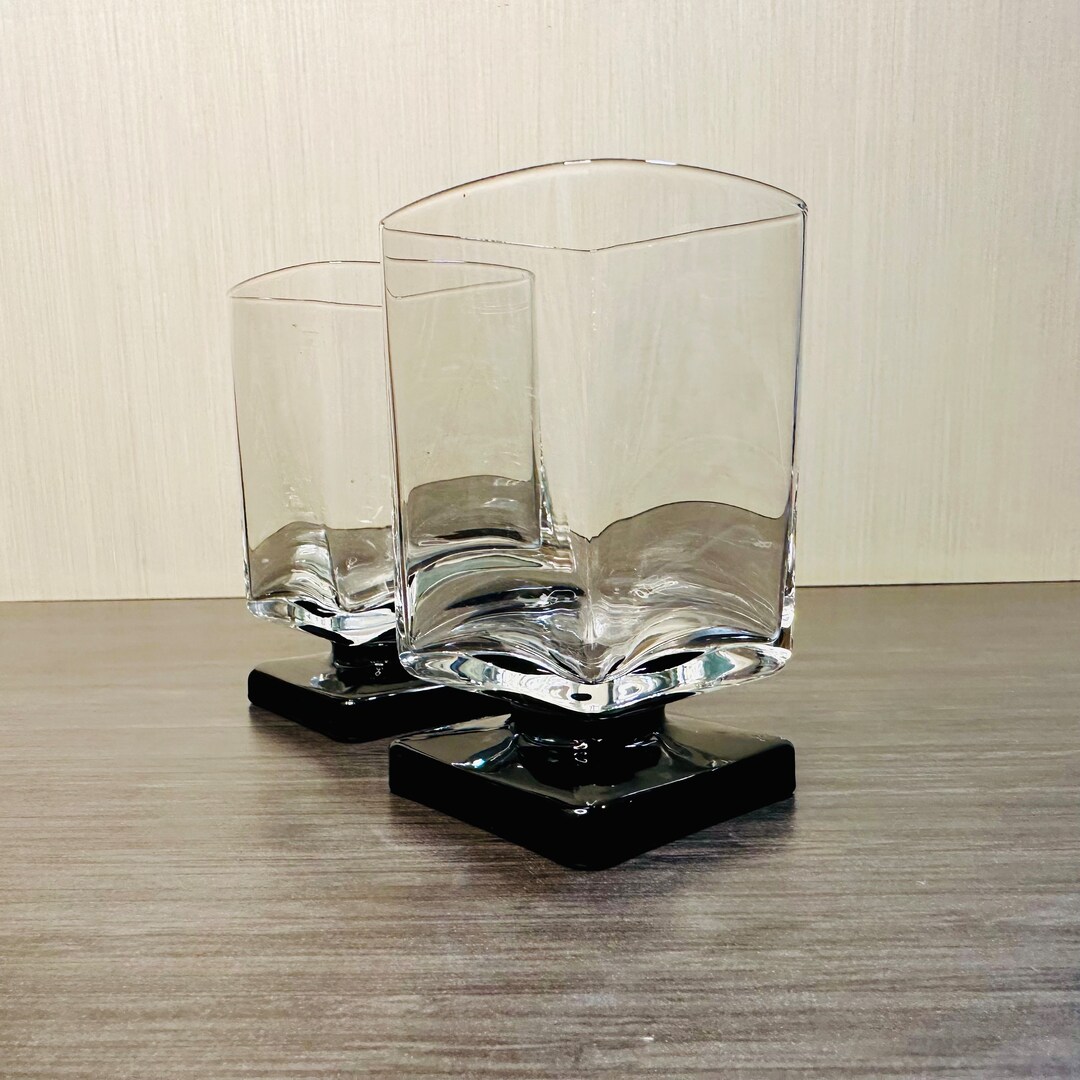 A Pair of Vintage MCM Drinking Glasses Square Black Footed Glassware ...
