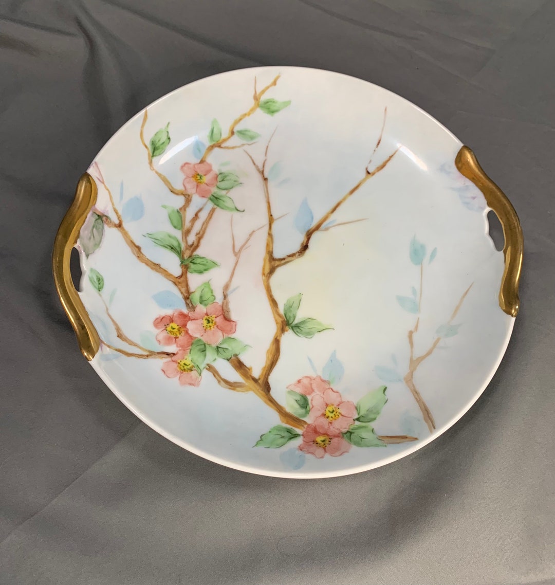 Vintage Hand Painted Floral Ceramic Decorative Plate With Gold Accent ...