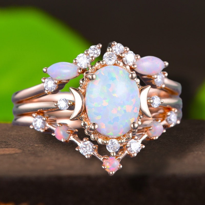 Moon Engagement Ring - Etsy