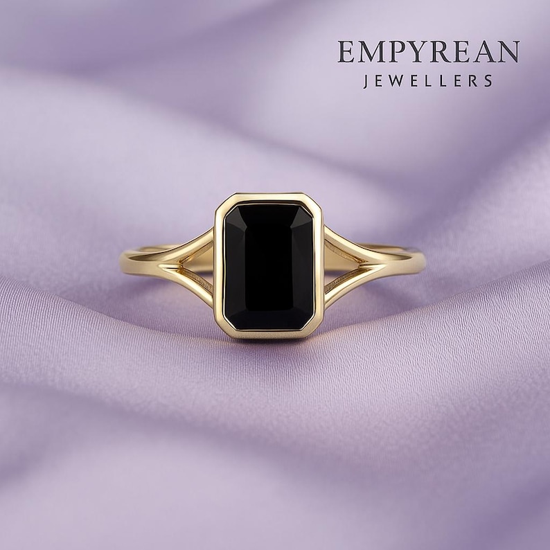 Emerald Cut Black Onyx Ring: 10k Gold Solitaire Bridal Ring - Etsy