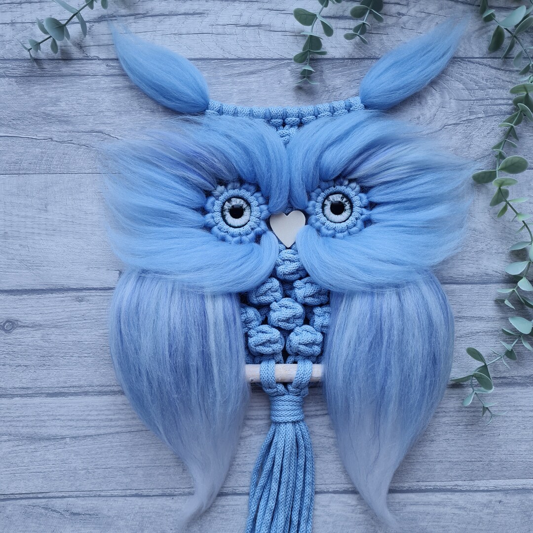 Macrame Owl Wall Hanging / Handmade / Gift / Natural Home Decor / Fluffy Owl - Etsy