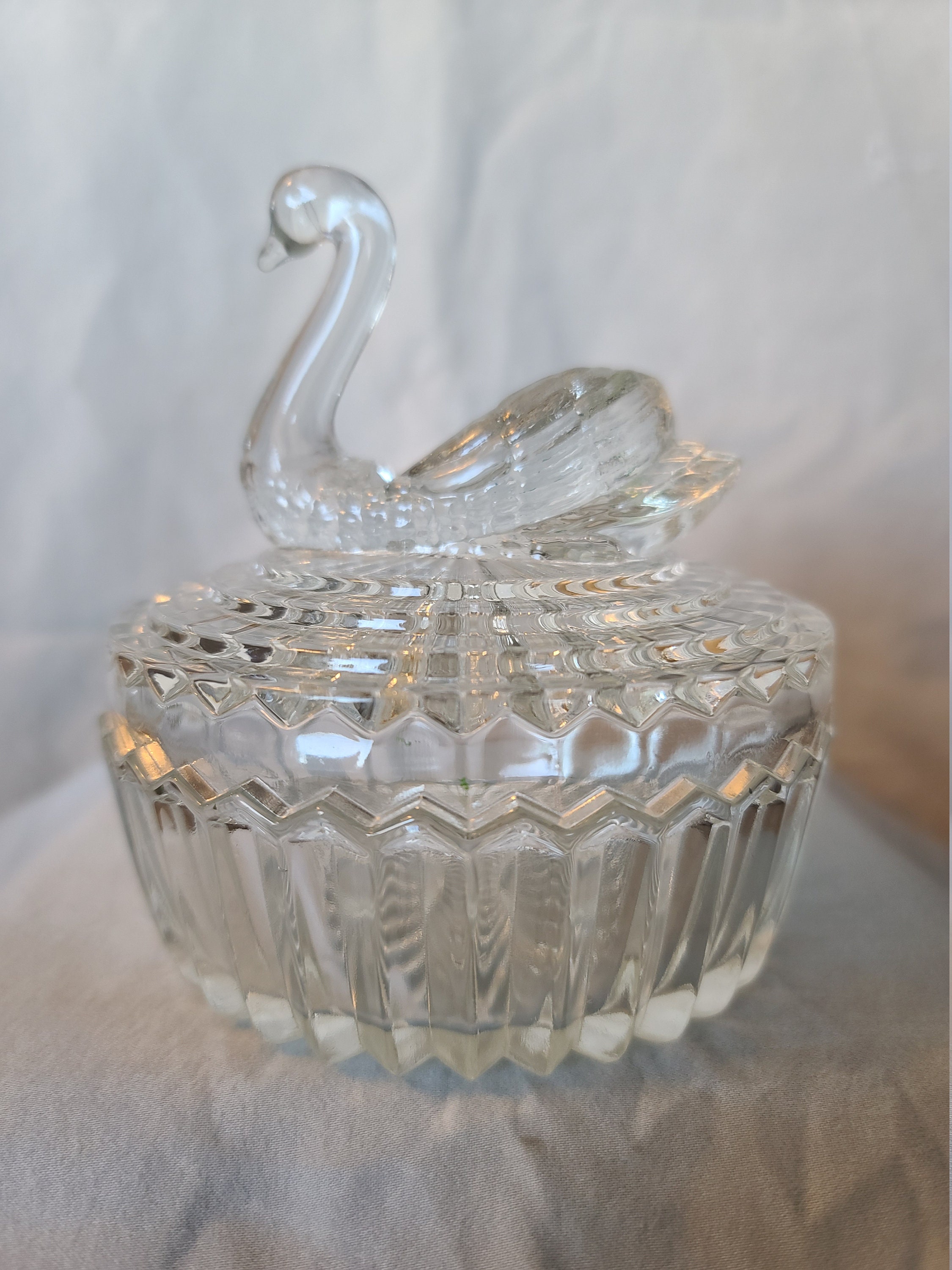 VINTAGE CUT GLASS Swan Powder Box Vintage Panel Glass Box With - Etsy