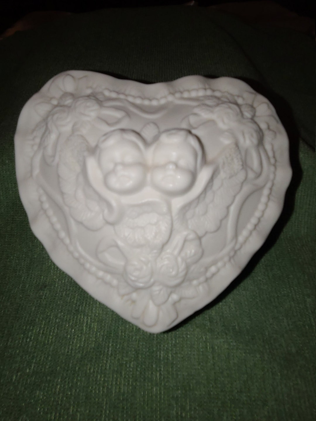 VINTAGE CARVED CHERUB Angel Heart Box Valentine Heart Box Collectable ...