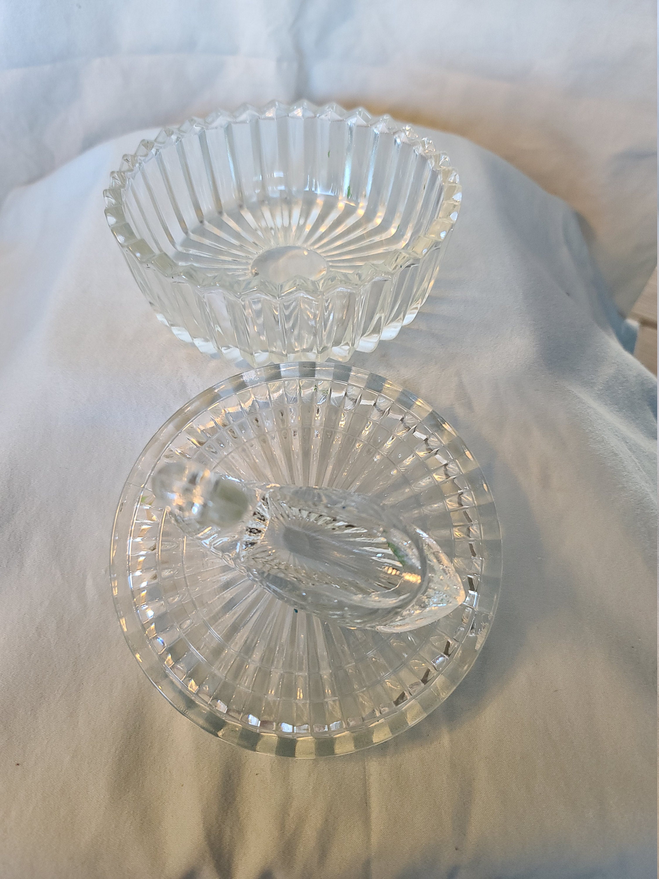 VINTAGE CUT GLASS Swan Powder Box Vintage Panel Glass Box With - Etsy
