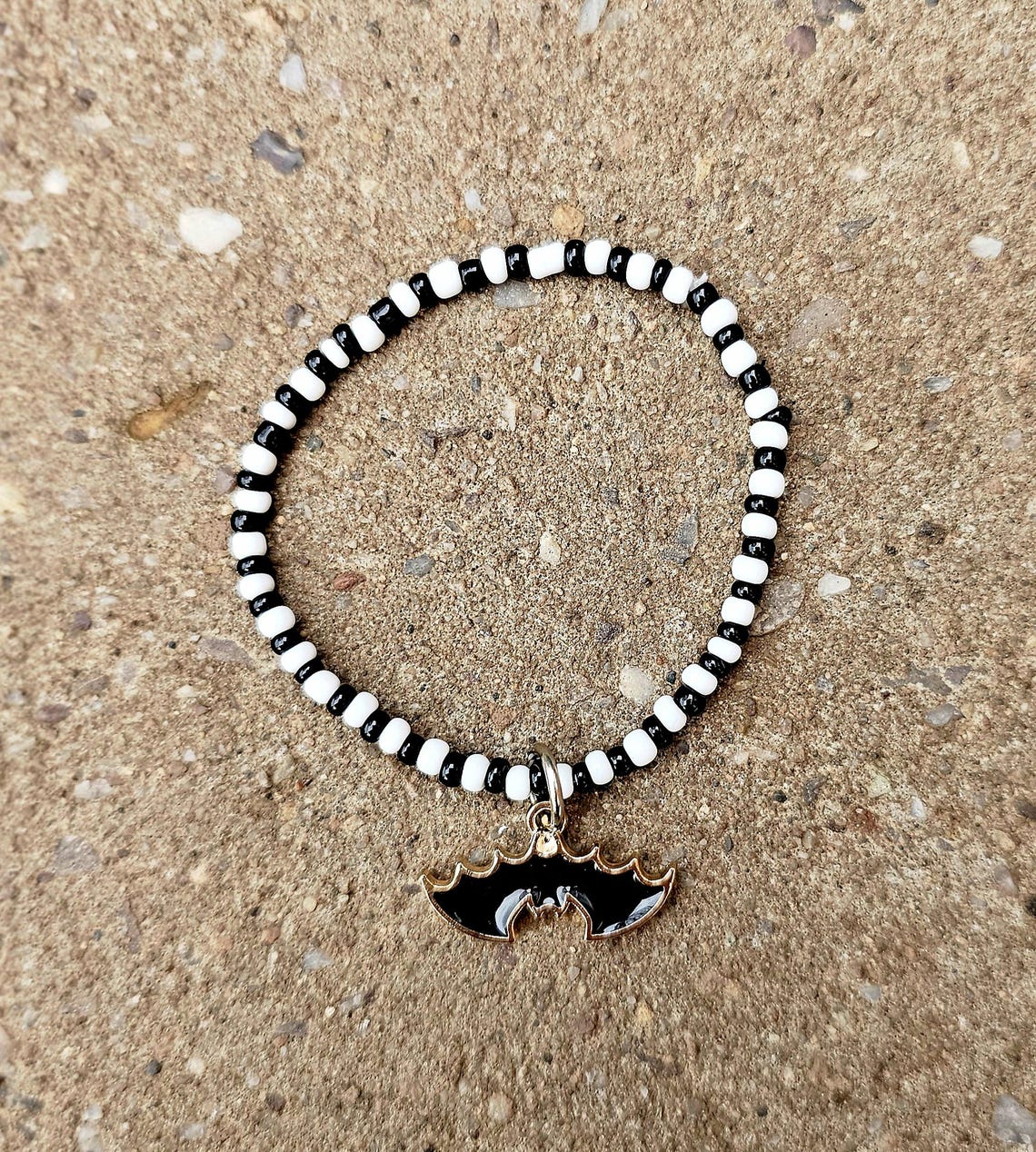 Halloween Bat Glass Bead Bracelet, Handmade, Autumn Jewellery. - Etsy
