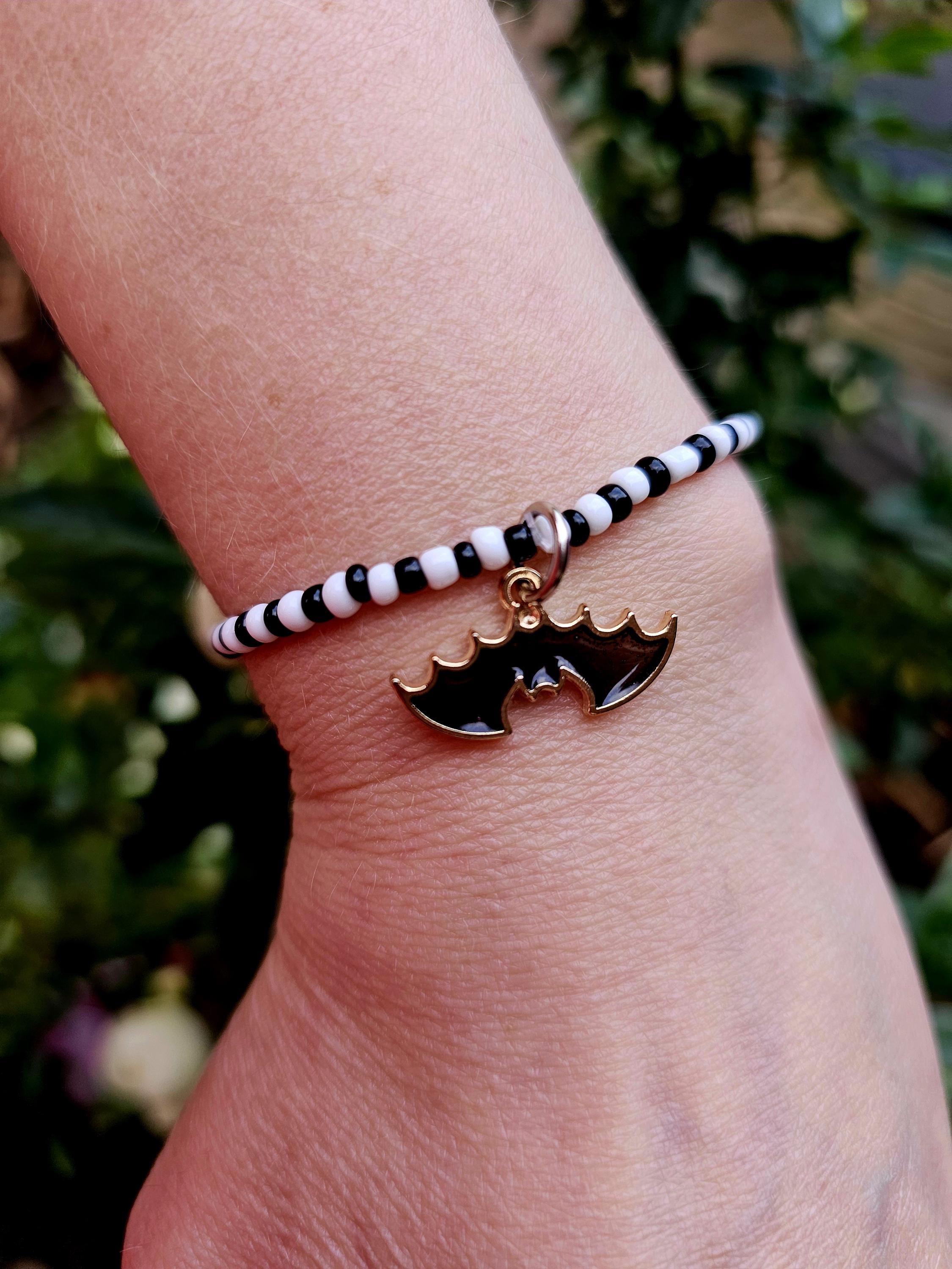 Halloween Bat Glass Bead Bracelet, Handmade, Autumn Jewellery. - Etsy