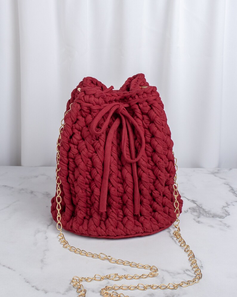Crochet Bucket Bag Maroon Round Base Drawstring and Magnetic Closure - Etsy